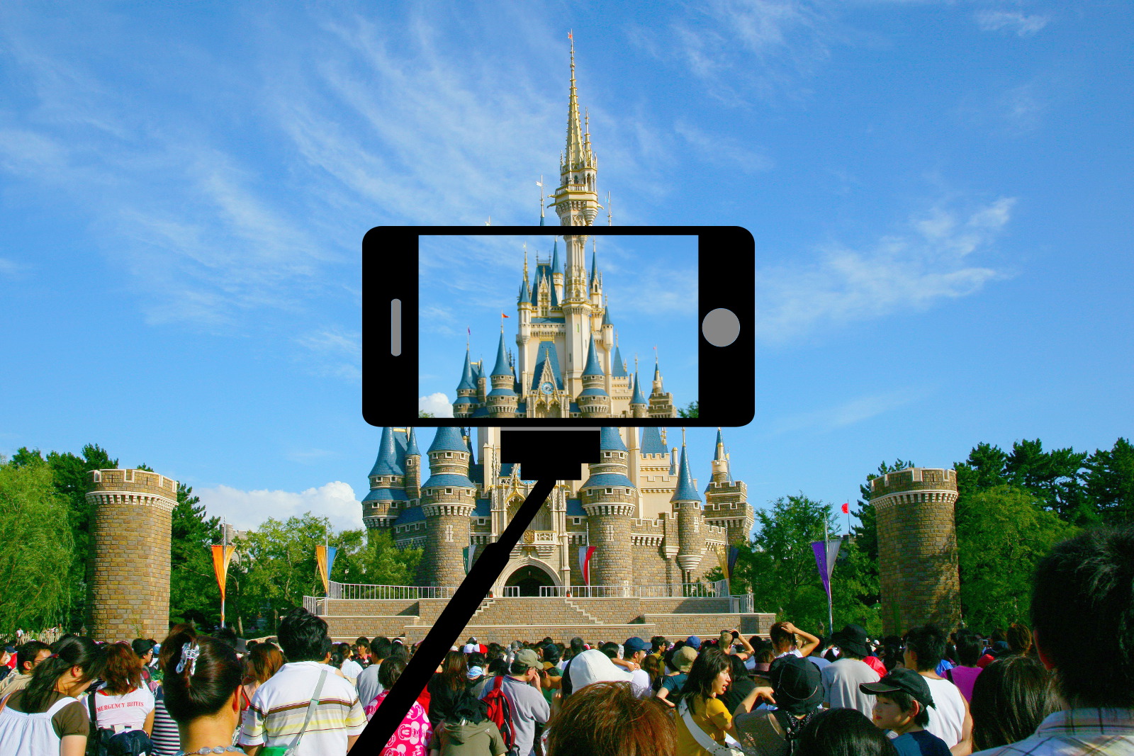 Disney replacing PhotoPass photographers with fixed selfie sticks ...