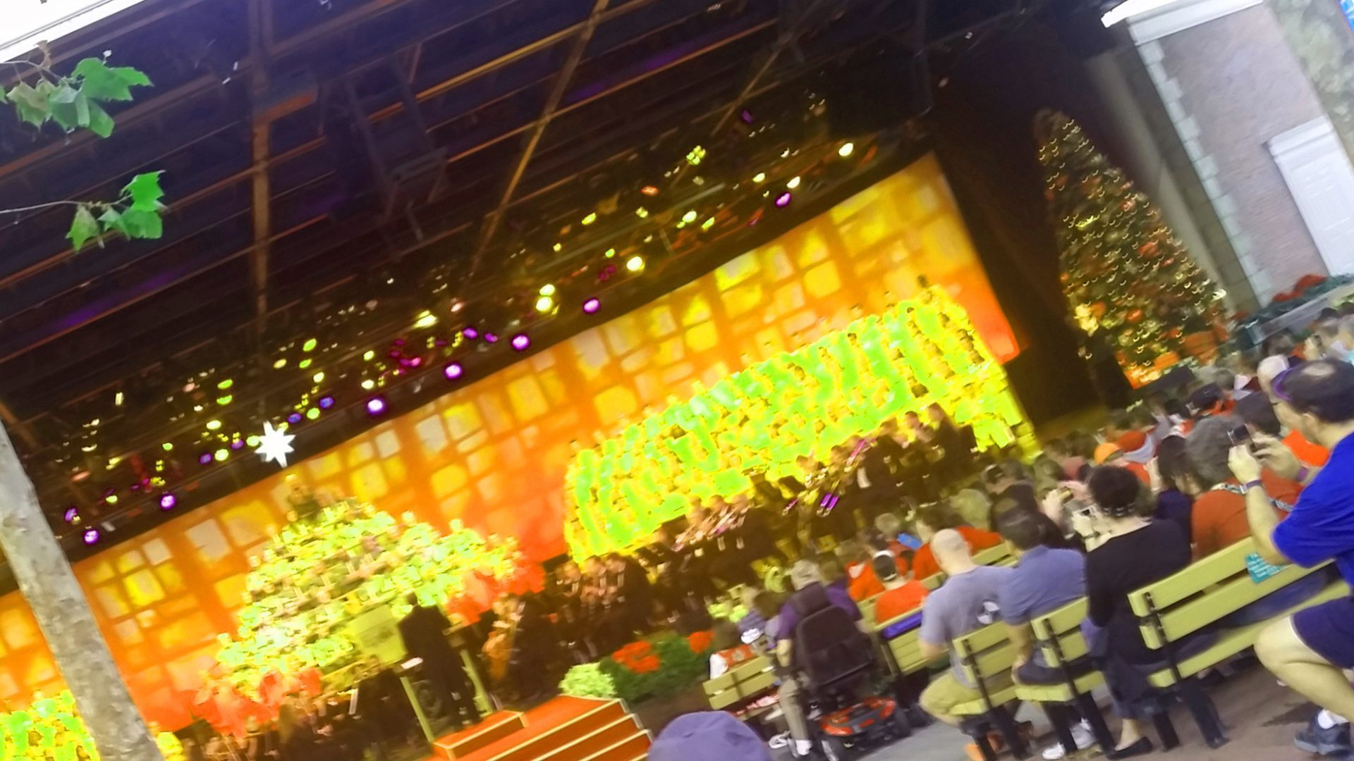 Dad fired as family vacation photographer (photo feature) - Uncle Walt ...