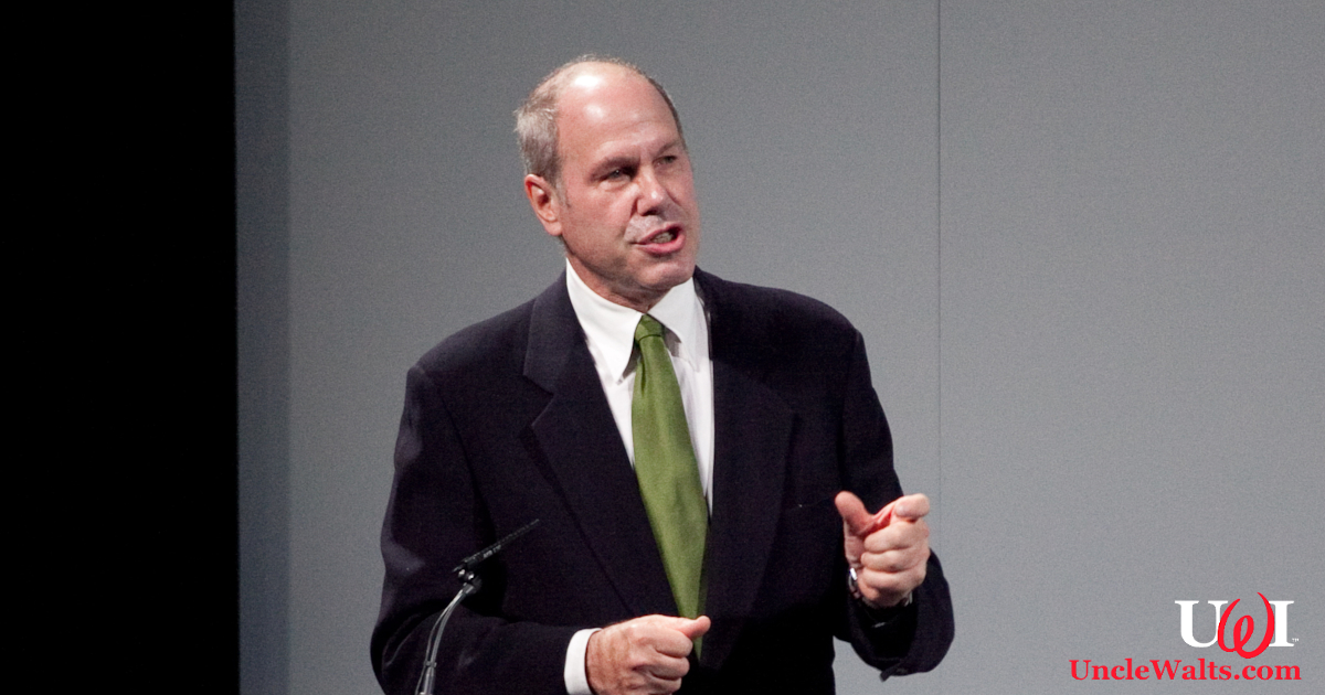 Chapek out, Eisner back at Disney after poor earnings report - Uncle ...